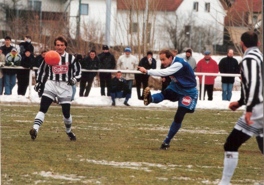 LASK-Platz – Schwarz-Weißes Areal wurde Blau-Weiß | Redaktion ...